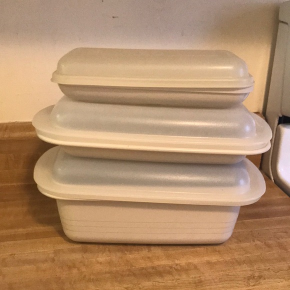 Tupperware | Kitchen | Vintage Tupperware Oven Microwave Roasters And 2 ...